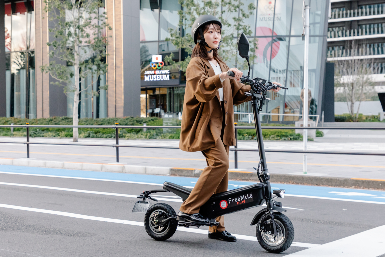 電動キックボードはサドル・椅子付きがおすすめ！メリットを紹介 | FreeMile Blog｜公道走行可能な電動キックボード専門店