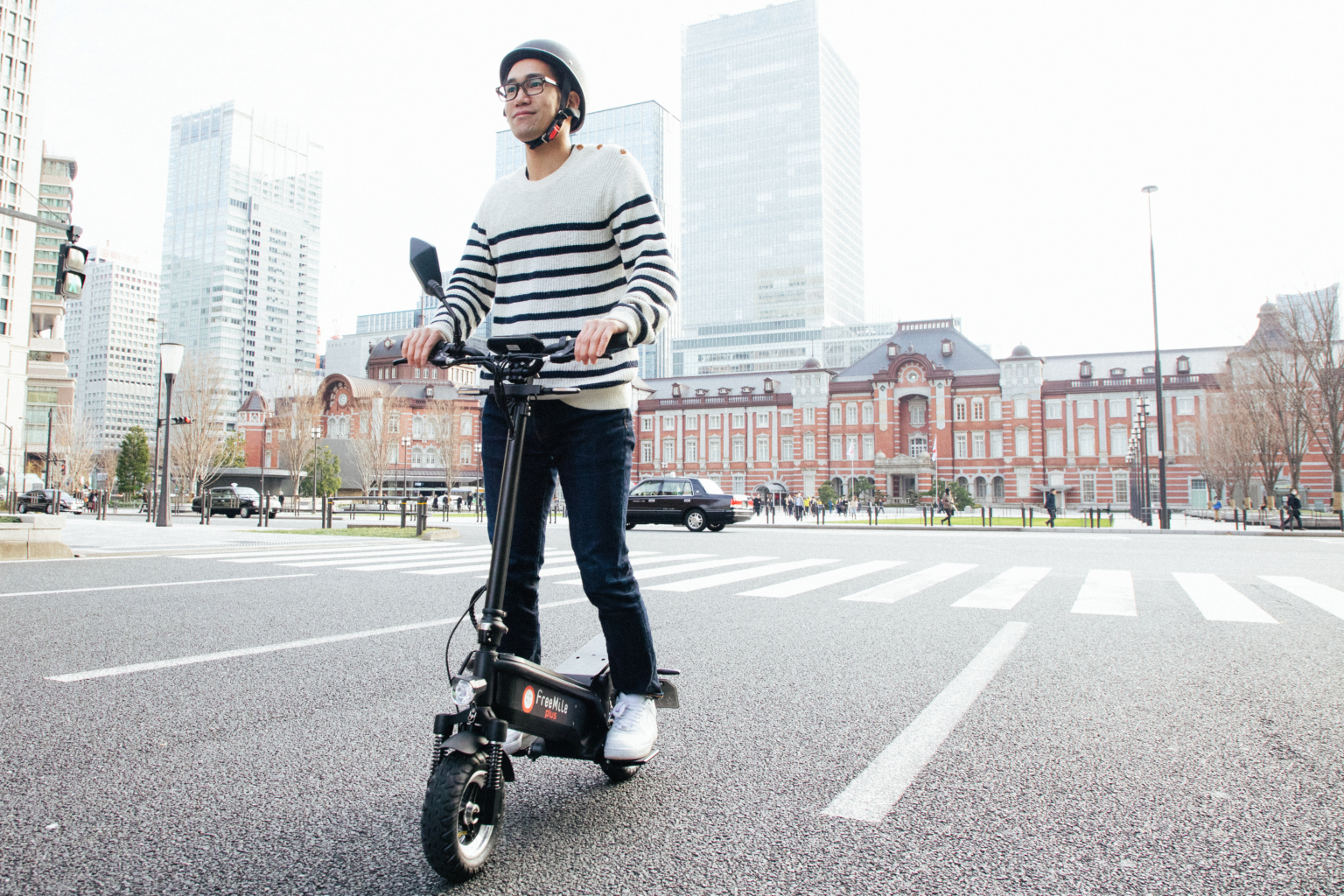 電動キックボードで一方通行の逆走は禁止！交通ルールを紹介 – FreeMile Blog｜特定小型原付・電動自転車・電動バイク情報